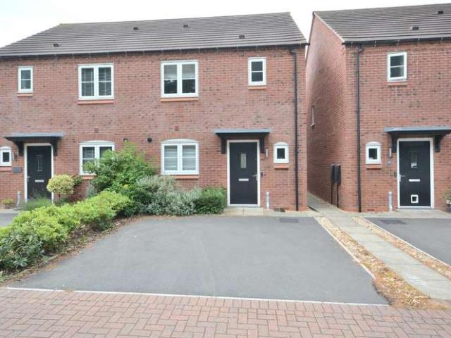 3 Bedroom Semi Detached House