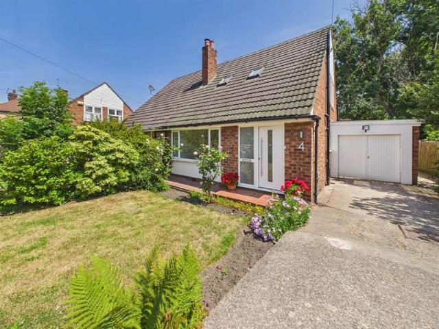 3 Bedroom Semi Detached House