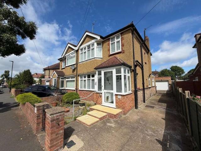 3 Bedroom Semi Detached House