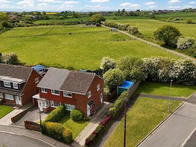3 Bedroom Semi Detached House