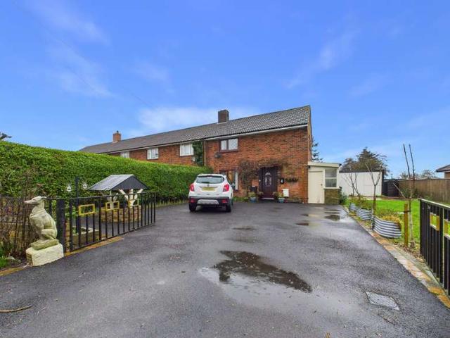 3 Bedroom Semi Detached House