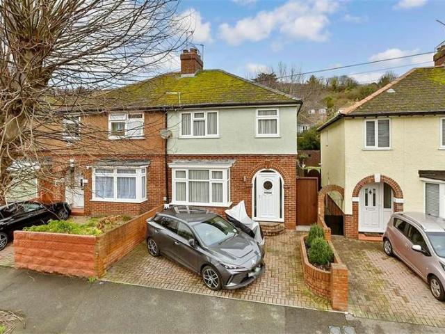 3 Bedroom Semi Detached House
