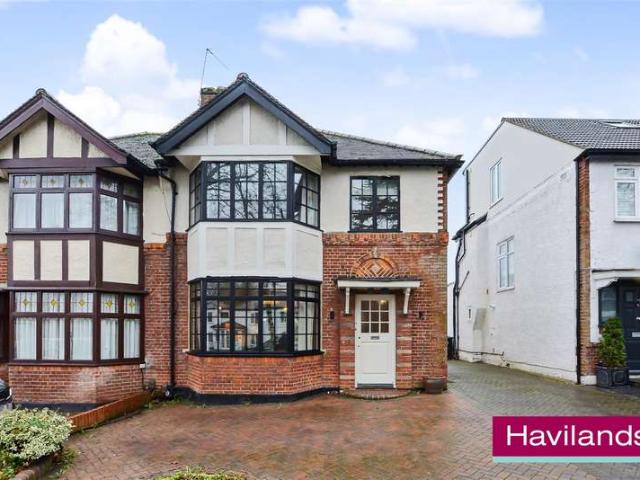 3 Bedroom Semi Detached House
