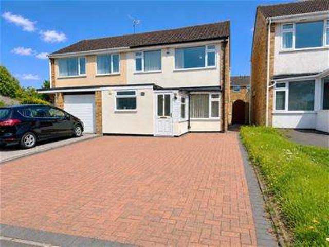 3 Bedroom Semi Detached House