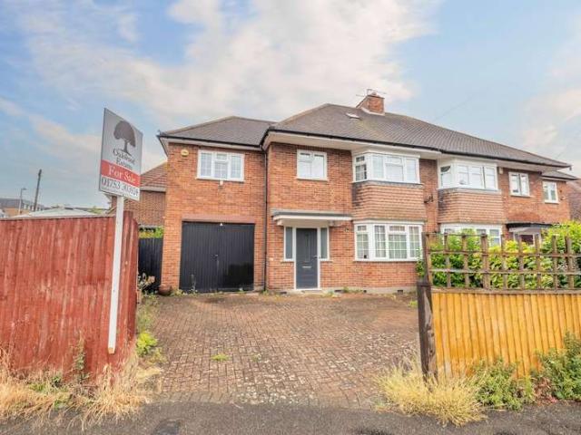 3 Bedroom Semi Detached House