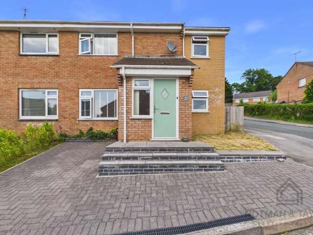 3 Bedroom Semi Detached House