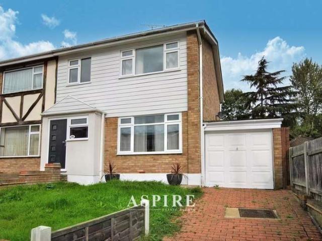 3 Bedroom Semi Detached House