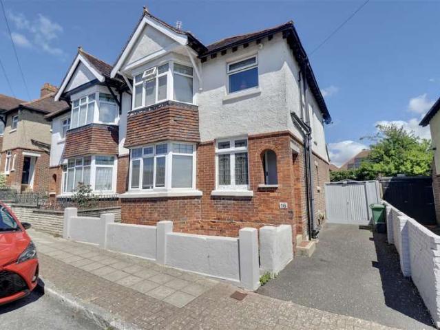 3 Bedroom Semi Detached House