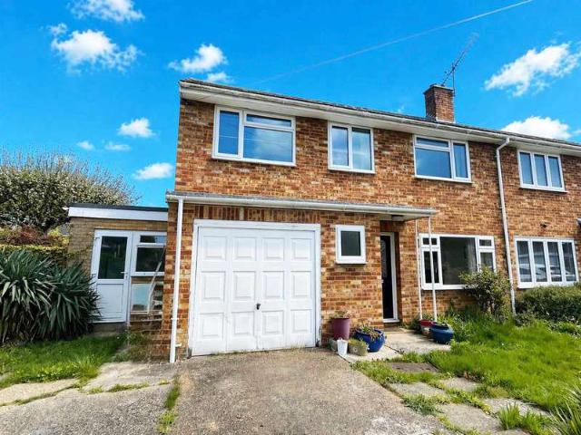 3 Bedroom Semi Detached House