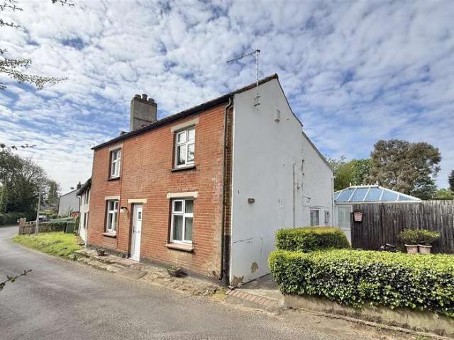 3 Bedroom Semi Detached House