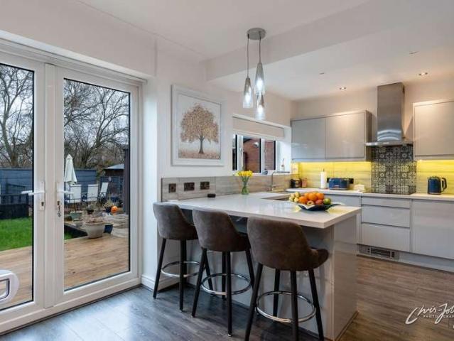 3 Bedroom Semi Detached House