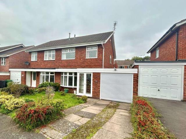 3 Bedroom Semi Detached House