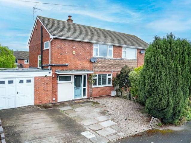 3 Bedroom Semi Detached House