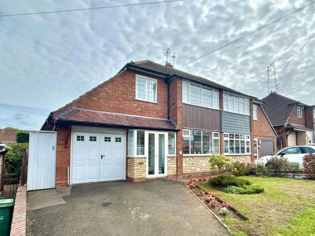 3 Bedroom Semi Detached House