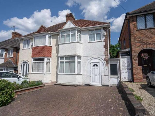 3 Bedroom Semi Detached House
