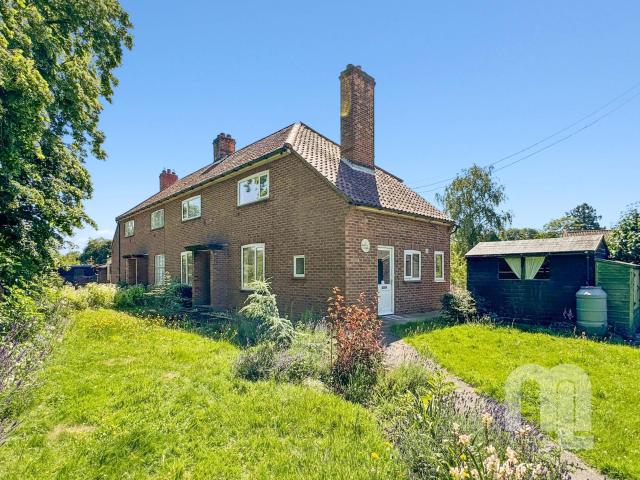 3 Bedroom Semi Detached House