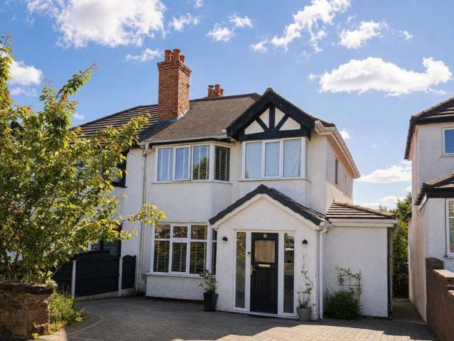 3 Bedroom Semi Detached House