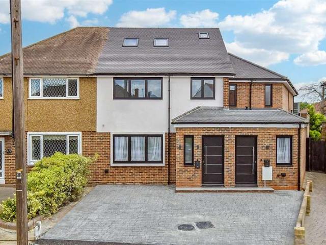 3 Bedroom Semi Detached House