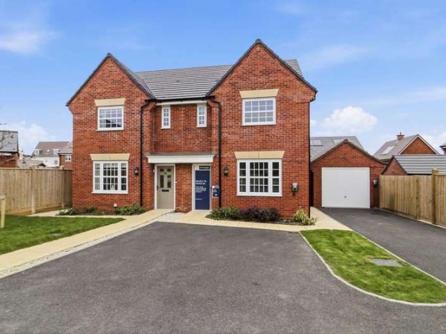 3 Bedroom Semi Detached House