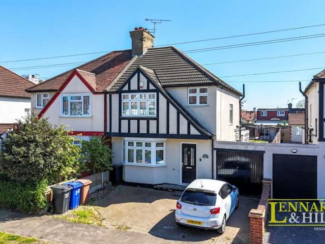 3 Bedroom Semi Detached House