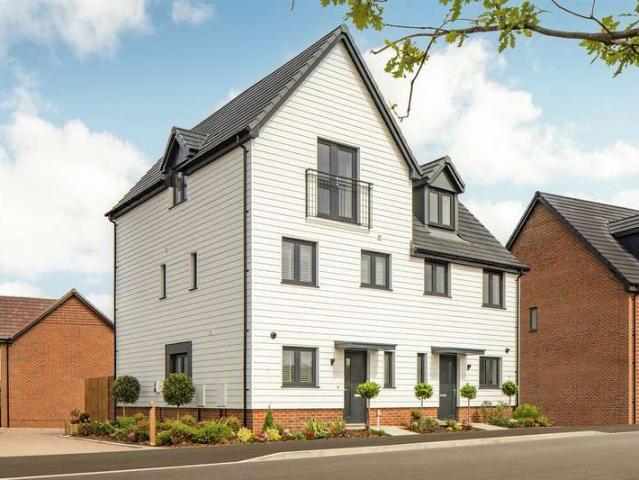 3 Bedroom Semi Detached House