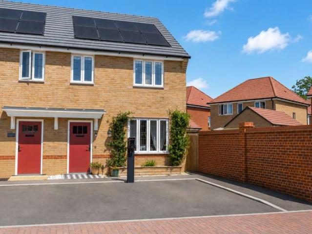 3 Bedroom Semi Detached House