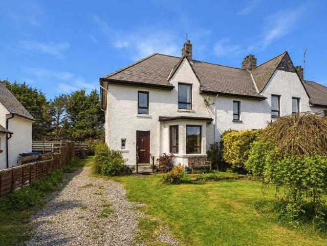 3 Bedroom Semi Detached House