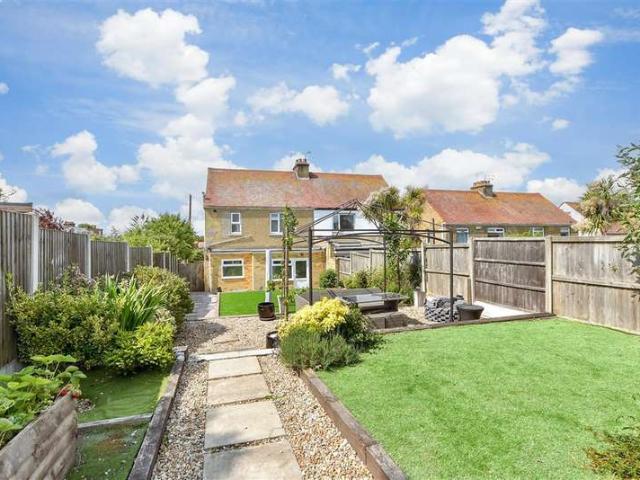 3 Bedroom Semi Detached House