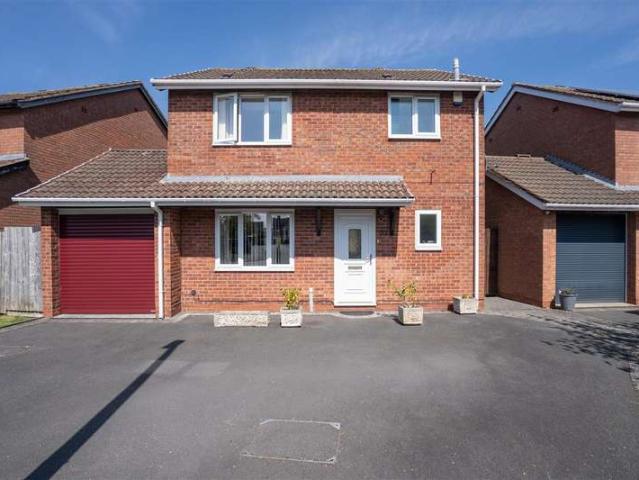 3 Bedroom Semi Detached House