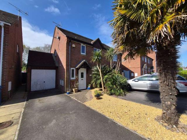 3 Bedroom Semi Detached House