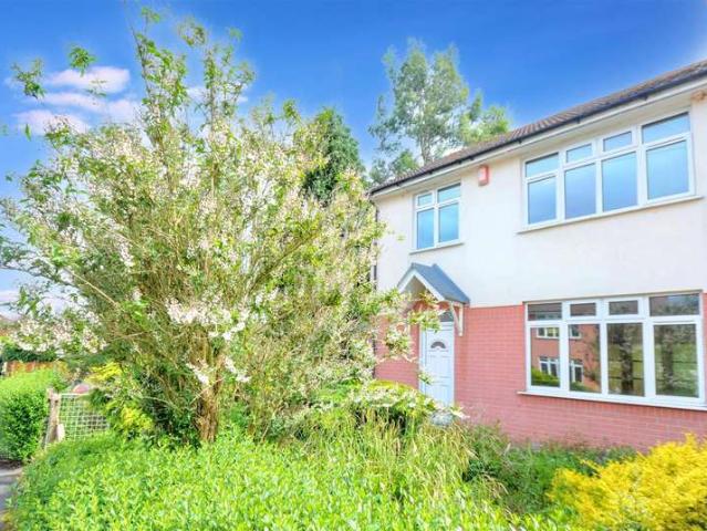 3 Bedroom Semi Detached House