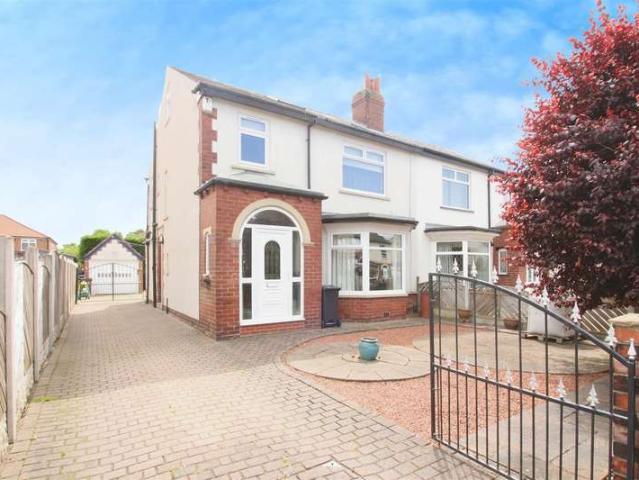 3 Bedroom Semi Detached House