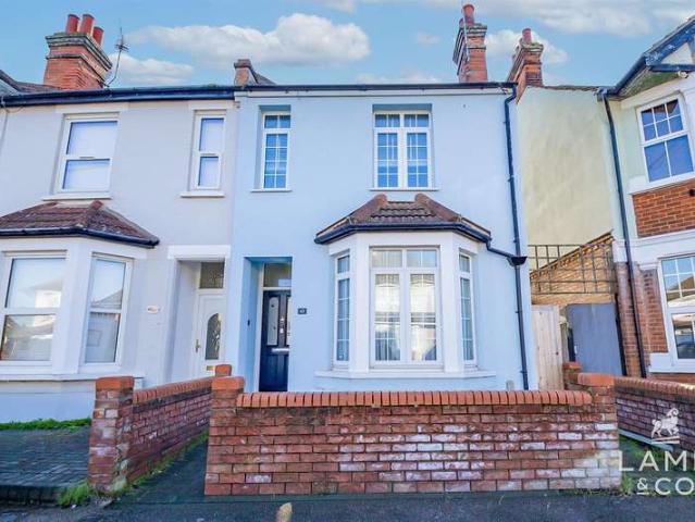 3 Bedroom Semi Detached House