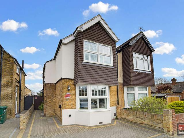 3 Bedroom Semi Detached House
