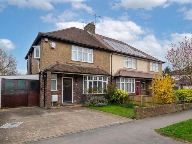 3 Bedroom Semi Detached House