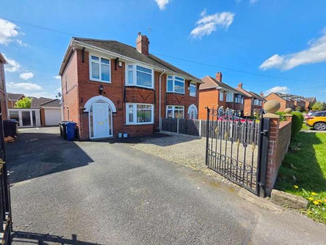 3 Bedroom Semi Detached House