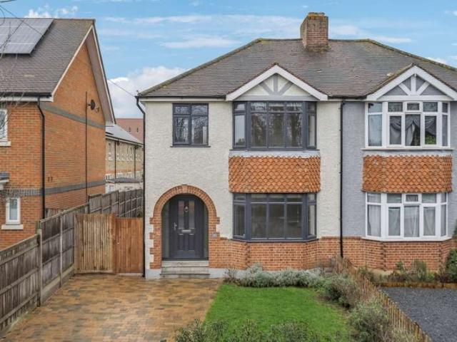 3 Bedroom Semi Detached House