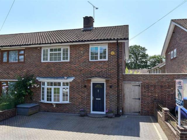 3 Bedroom Semi Detached House