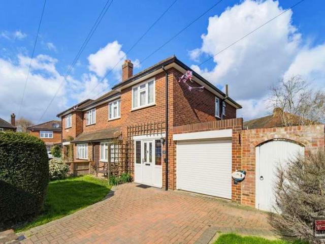 3 Bedroom Semi Detached House