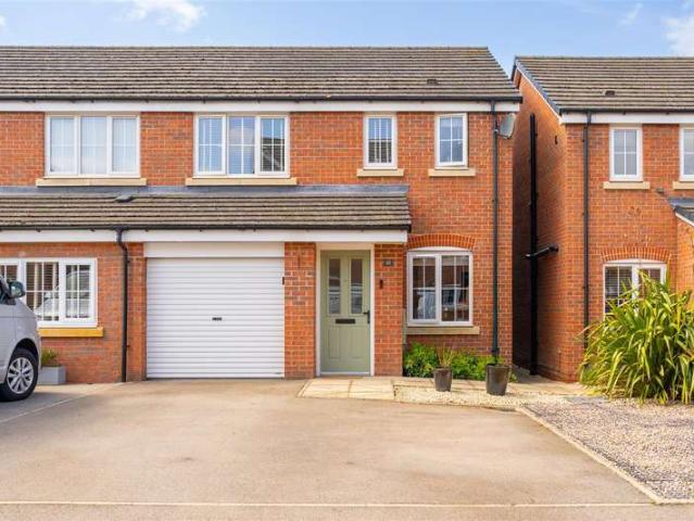3 Bedroom Semi Detached House