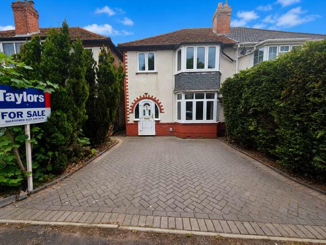 3 Bedroom Semi Detached House