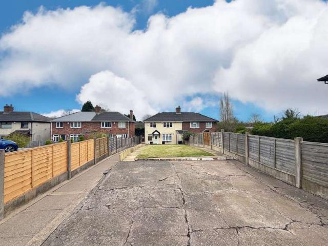 3 Bedroom Semi Detached House