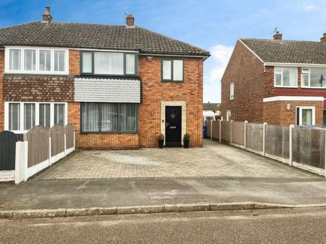 3 Bedroom Semi Detached House
