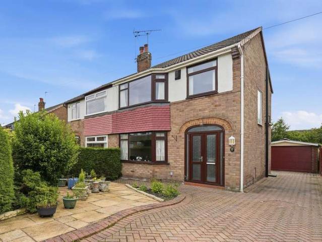 3 Bedroom Semi Detached House