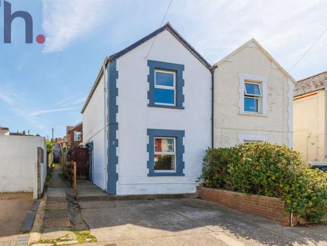 3 Bedroom Semi Detached House