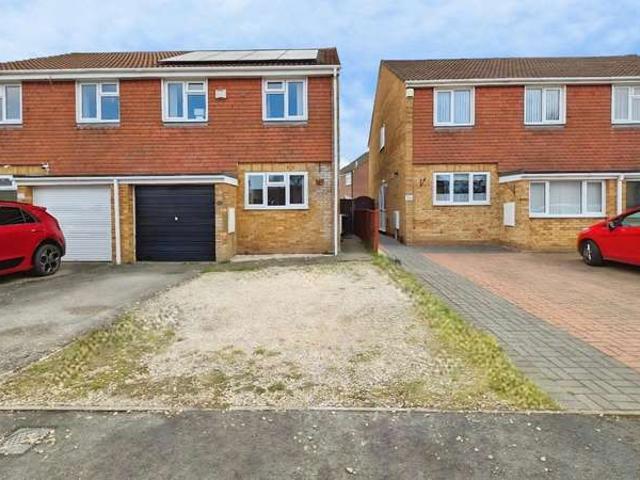 3 Bedroom Semi Detached House