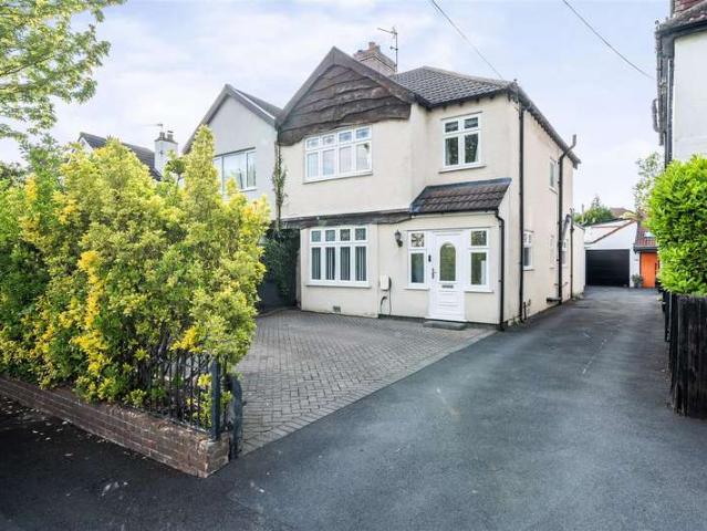 3 Bedroom Semi Detached House