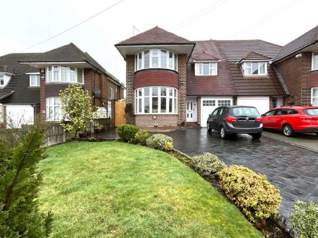 3 Bedroom Semi Detached House