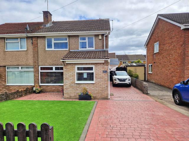 3 Bedroom Semi Detached House