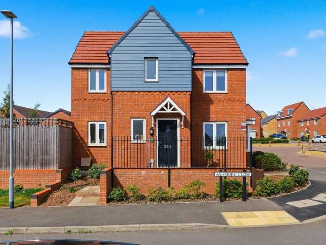 3 Bedroom Semi Detached House